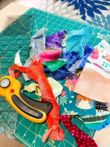 Crumb Piecing Quilting with Fabric Scraps - Marie Bostwick